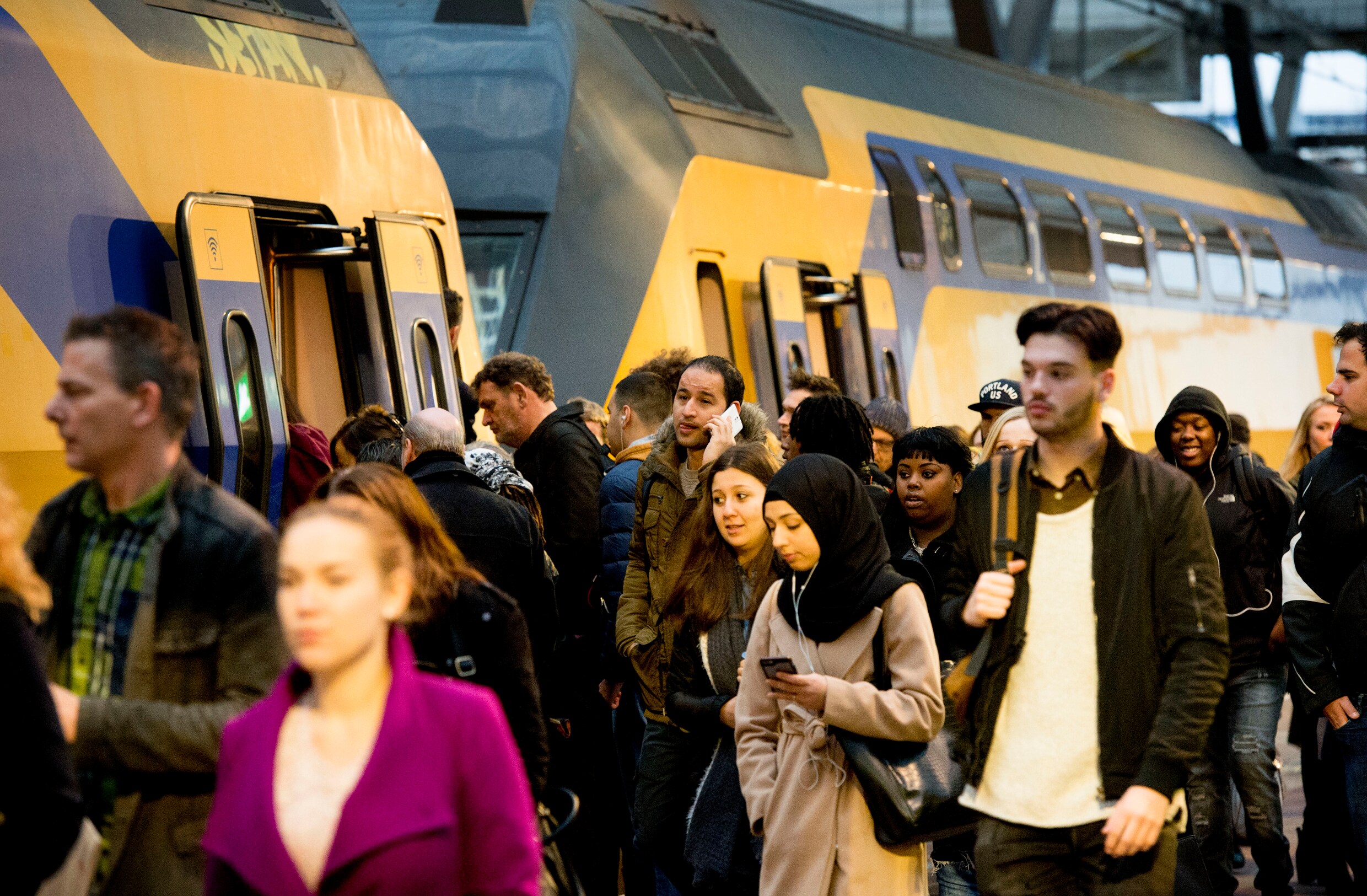 Hoe verover je het slimst een stoel in de trein? | Trouw