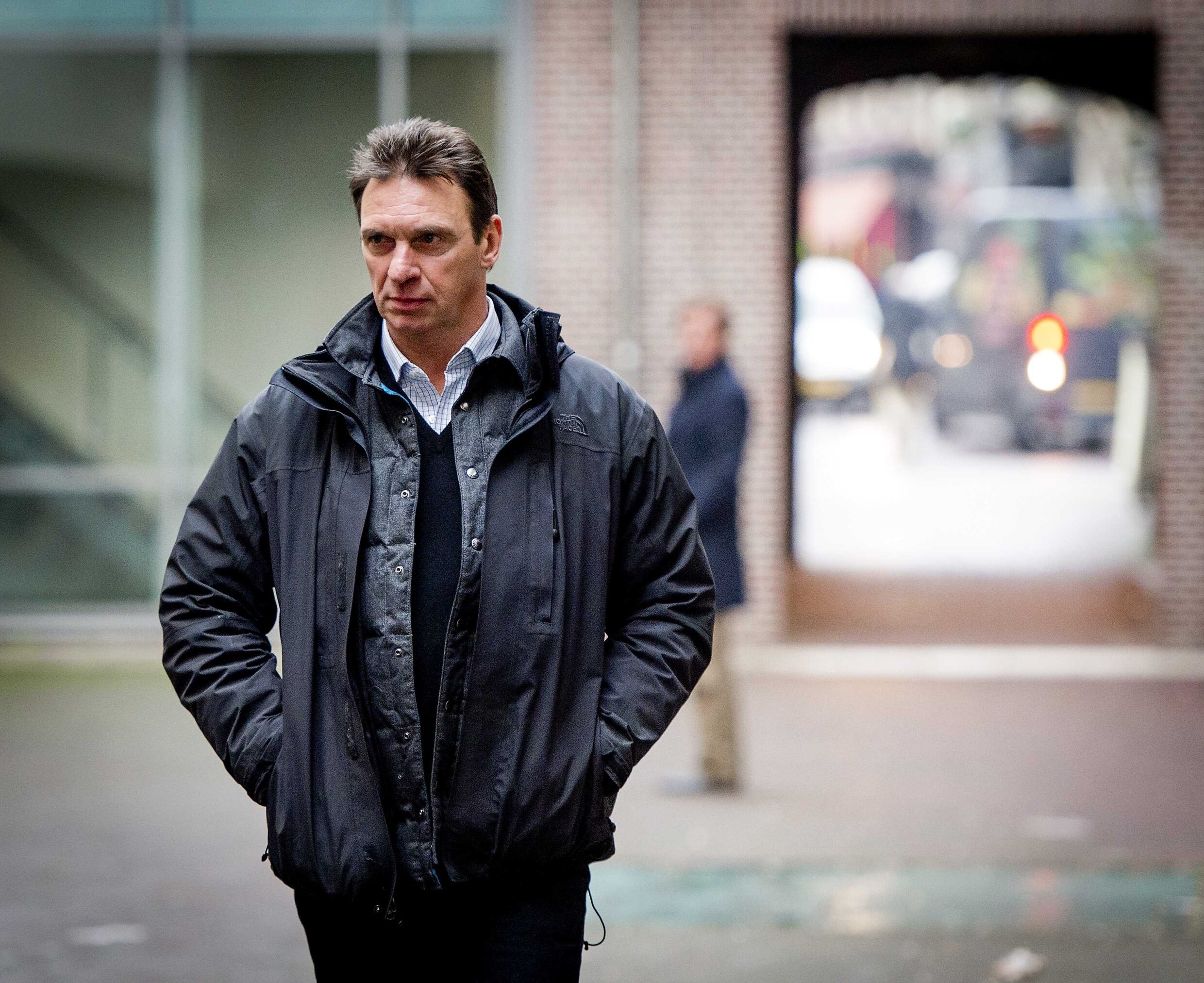 Astrid Holleeder schrijft 'geheim' boek over terreur van haar broer | Trouw