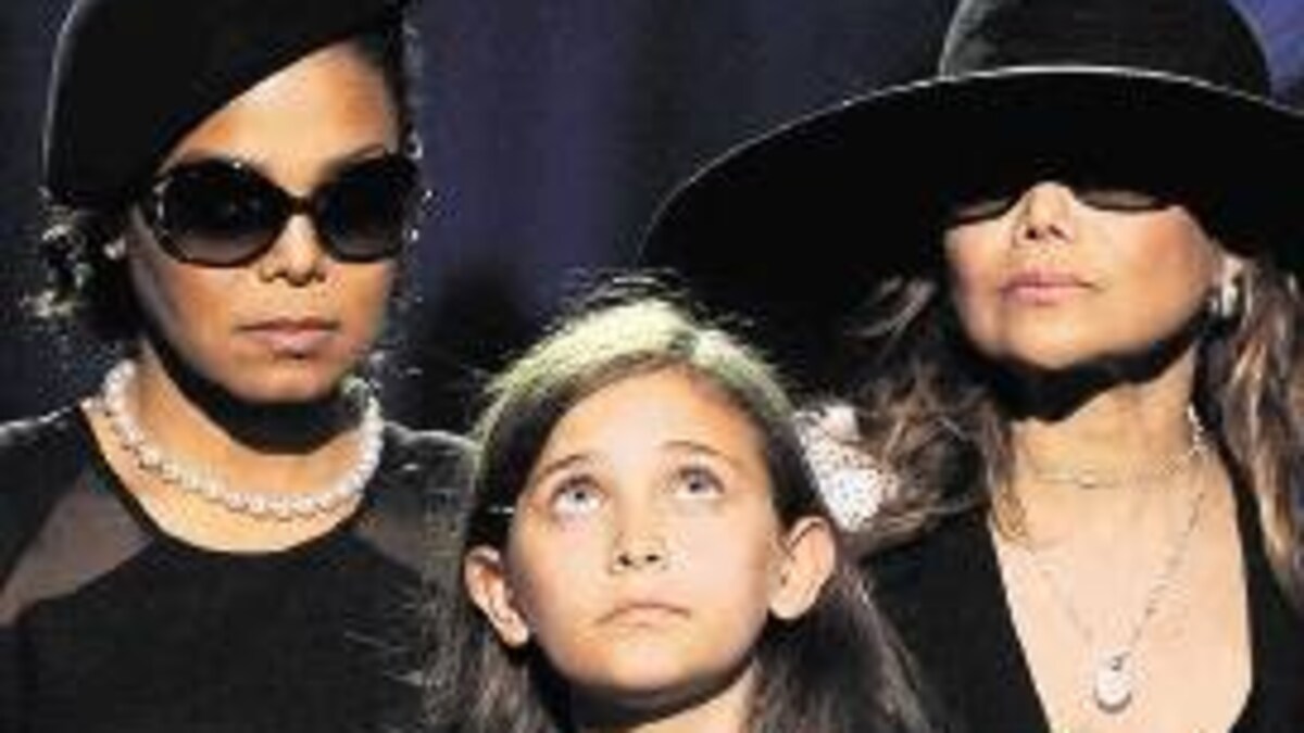 Michael Jackson Opent Kist Roddelblad Shockeert Met Foto Van