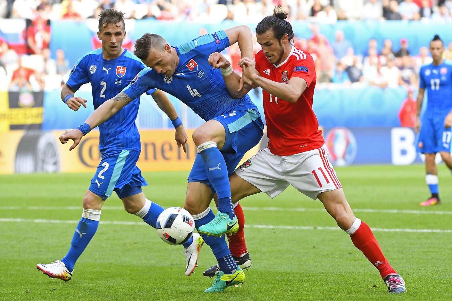 Debutant Wales wint eerste duel op EK | Trouw