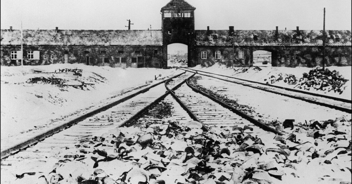 Brigitte Höss had een paradijselijke jeugd in Auschwitz | Trouw