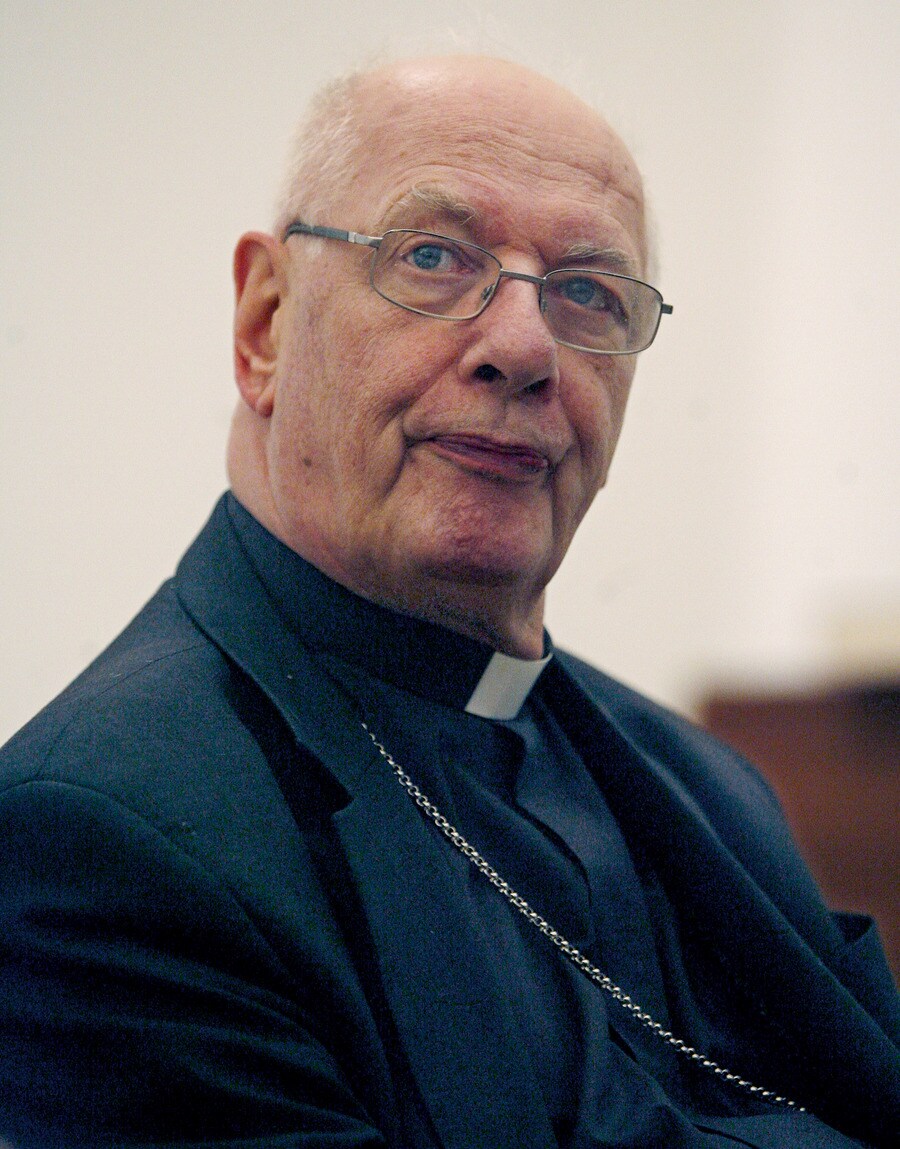 Eijk botst met voorganger Simonis - kloosterorde is 'hypocriet' | Trouw