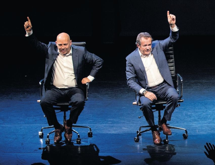 Oh ironie, een voorstelling over een virus die wordt platgelegd door ...