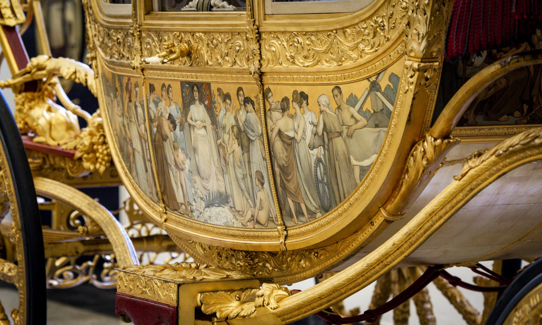 Gouden Koets te bekijken in het Loo, maar wel zonder omstreden paneel ...