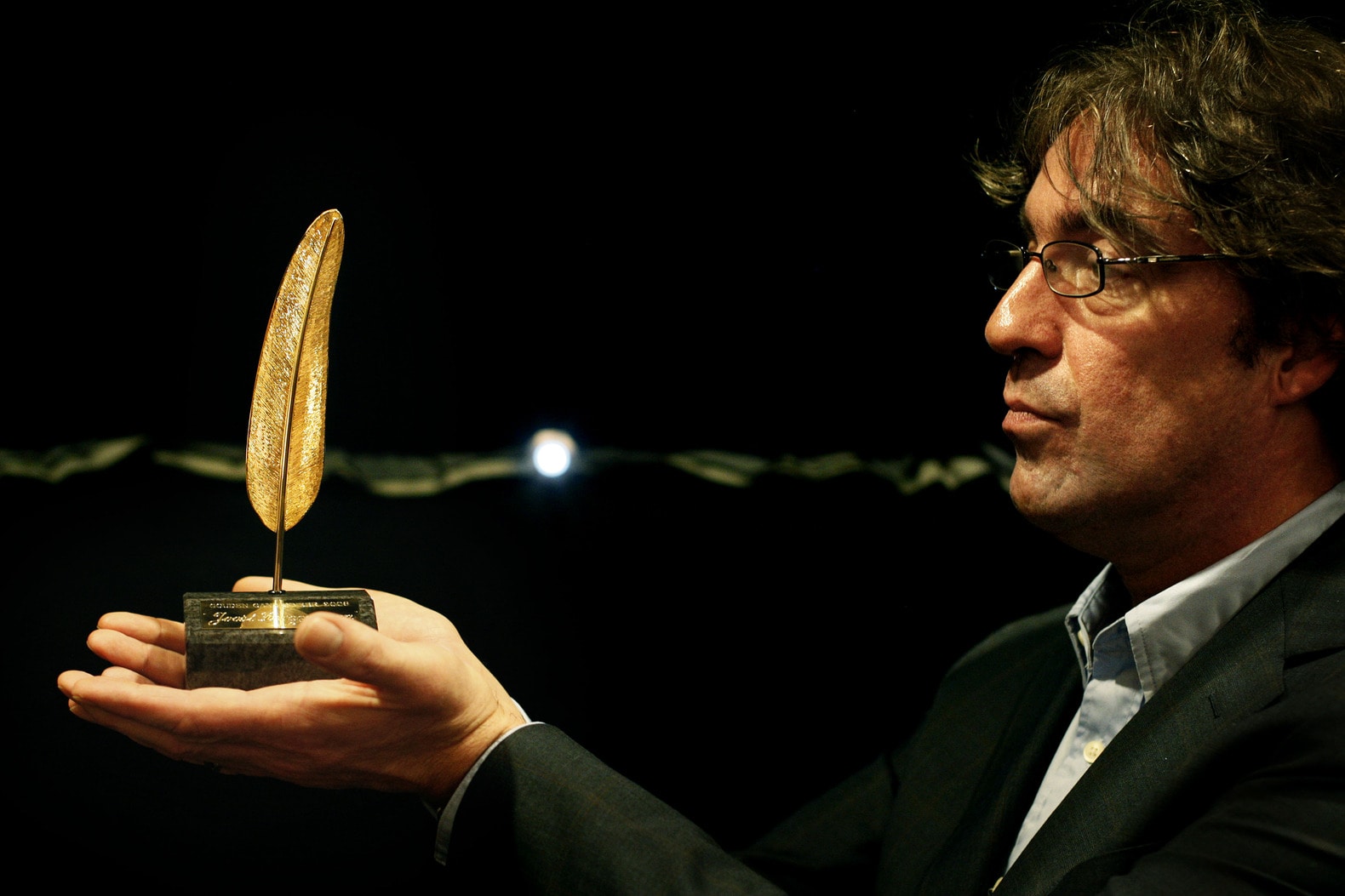 Joost Zwagerman: Zelfmoord moet moeilijk blijven | Trouw