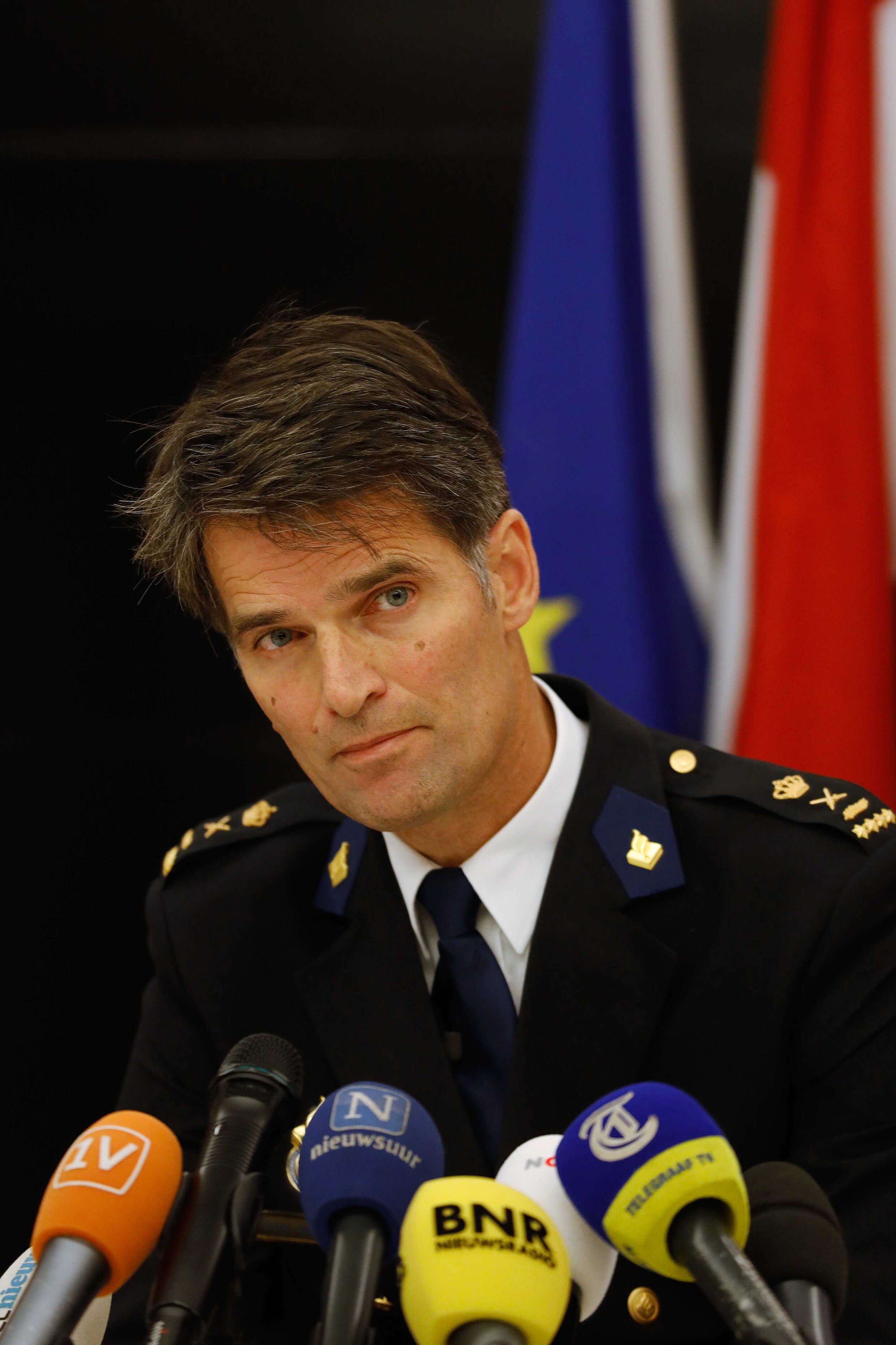 Leger en politie hebben elkaar steeds harder nodig | Trouw