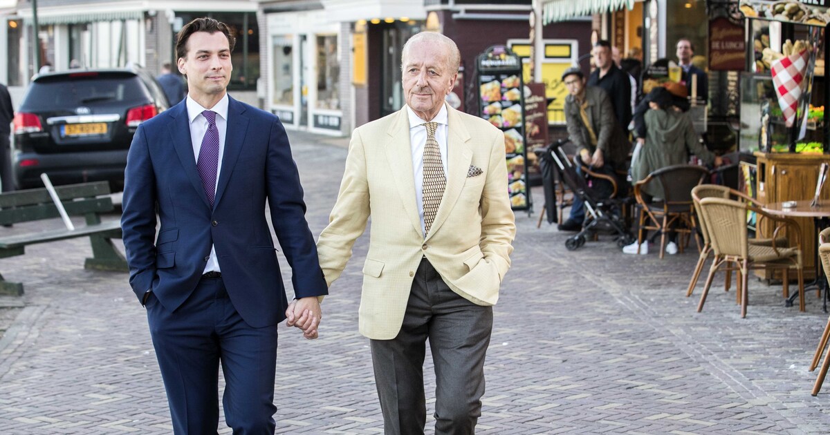 'Hand in hand lopende mannen zijn een succesvol symbool' | Trouw